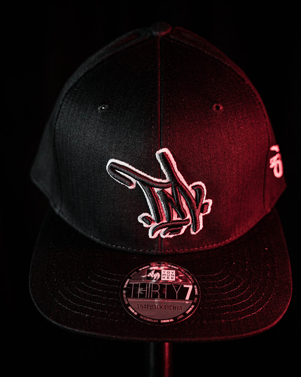 Toy Munkee "The Munkee" EXTRA LARGE (60 cm) Black Snap Back Hats ...